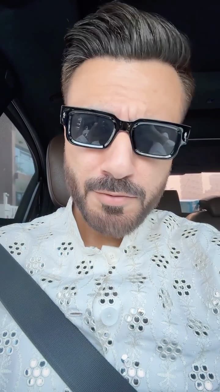 Mustafa Zahid - Official Website | Pakistani Singer & Lead Vocalist of ...